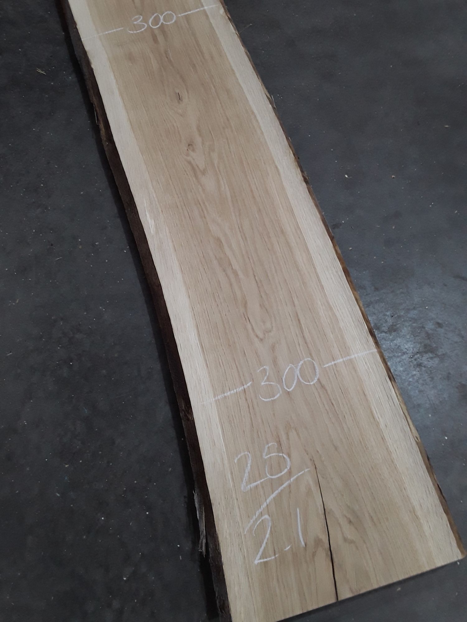 oak-25-mm-x-300-mm-x-2-1-m-the-timber-rack