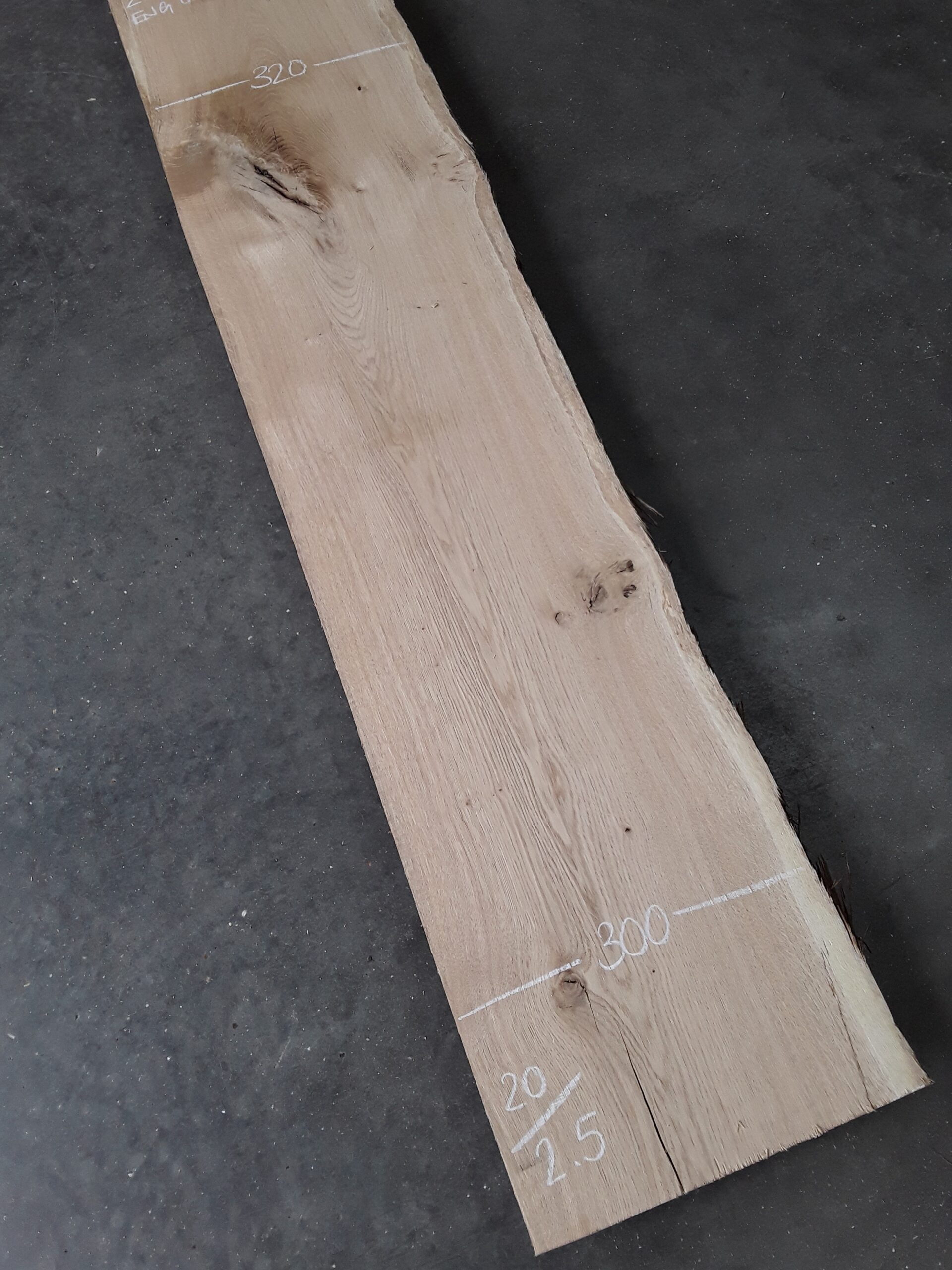 Oak – 20 mm x 290 mm x 2.5 m – The Timber Rack