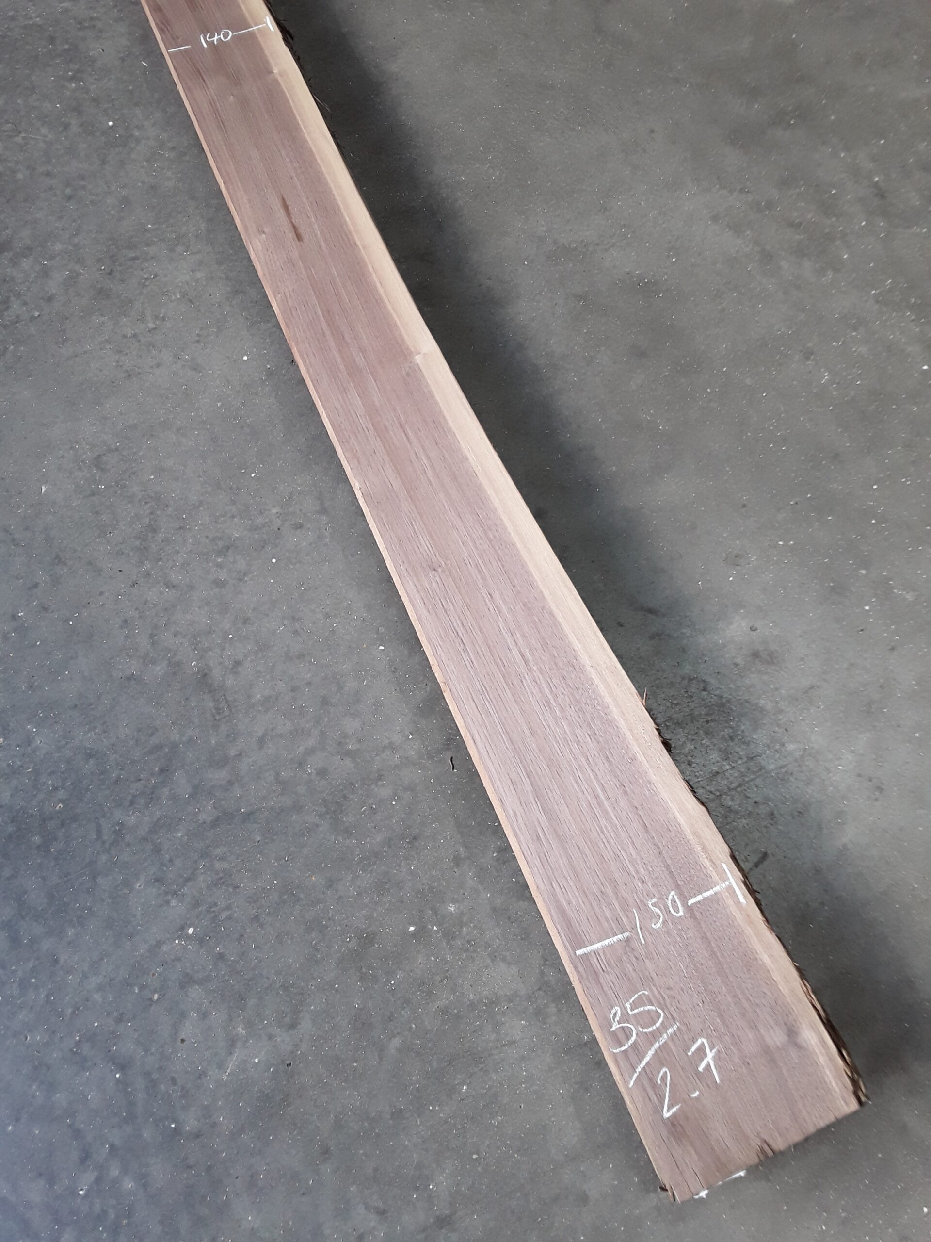 Walnut – 35 mm x 140 mm x 2.7 m – The Timber Rack