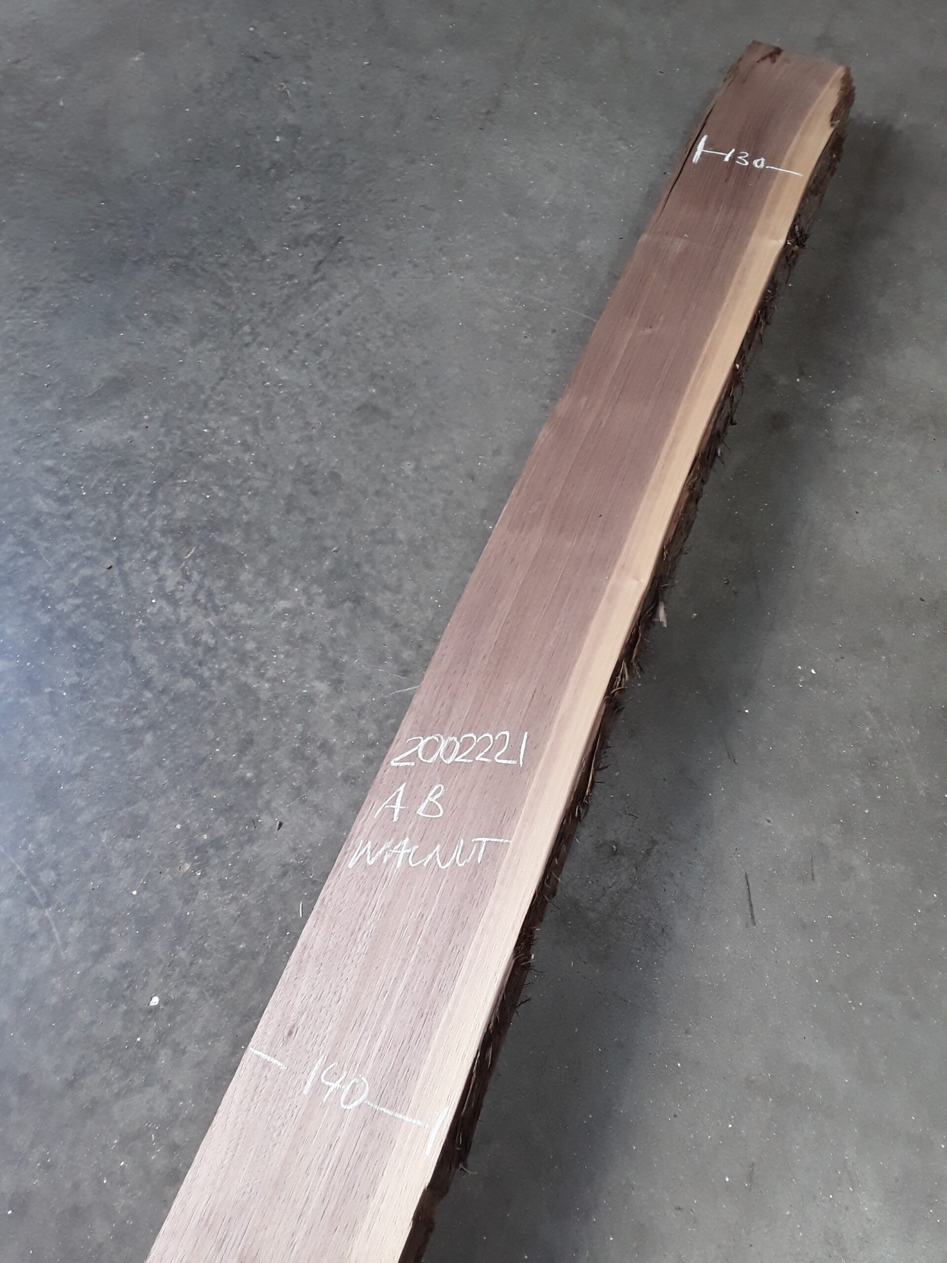 Walnut – 35 mm x 140 mm x 2.7 m – The Timber Rack